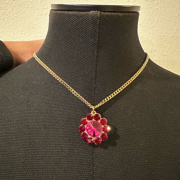 TOVA | Jewelry | Tova Elegant Gold Hot Pink And Red Pendant Necklace ...